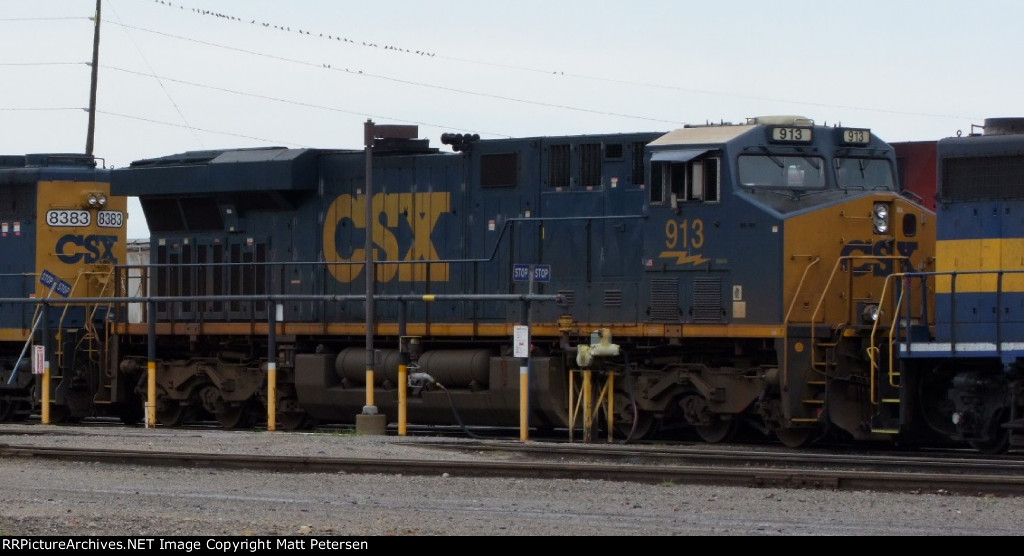 CSX 913